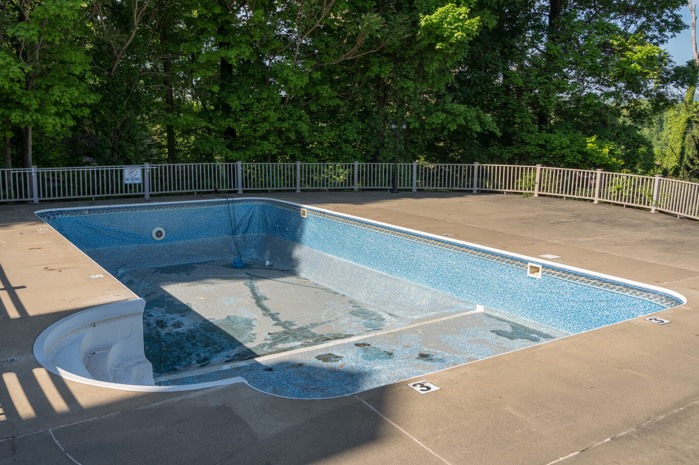 Vinyl Liner Replacement in Chesapeake | Virginia Beach Pool Company